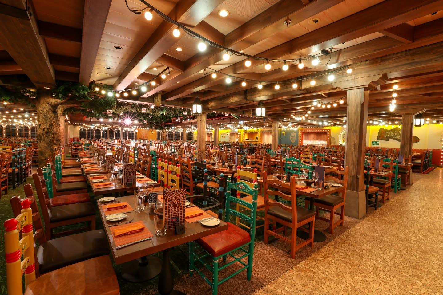 Disney Treasure Plaza de Coco Menus - The Ultimate Guide ...